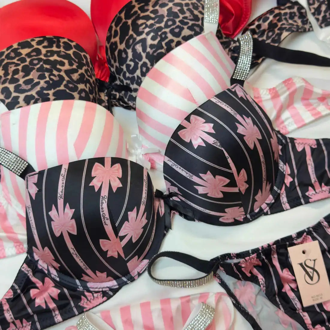 Intimate Victoria Secret LIMITED EDITION Shimmery Straps Bra Set ...